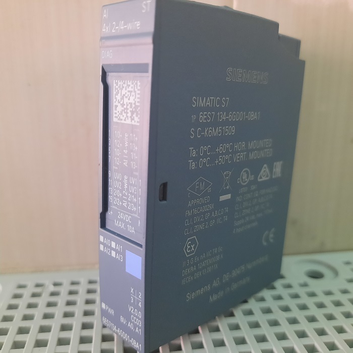 ANALOG INPUT MODULE 16BIT AI 4xI 2-/4-WIRE | AOT